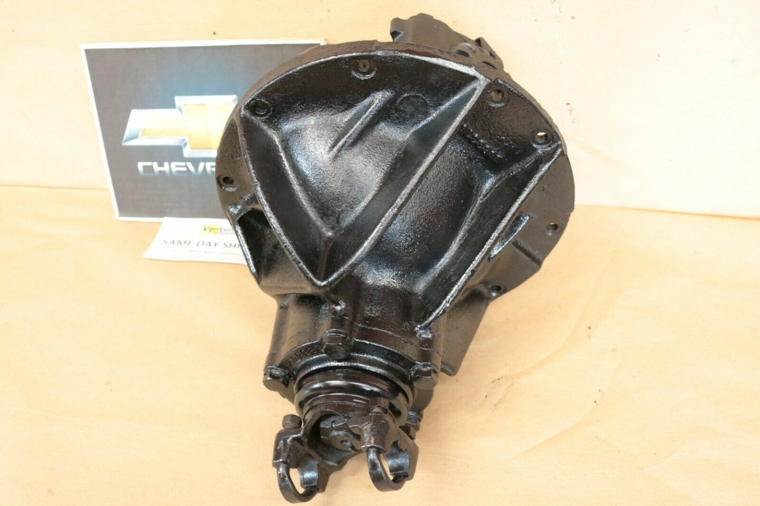 Eaton HO52 4.11 Ratio Differential Drop Out Pumpkin Hogs Head Carrier